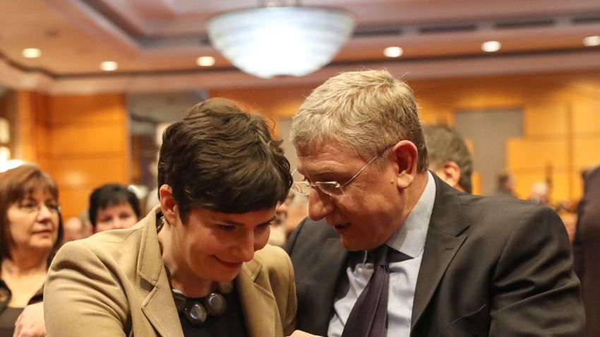 Deák Dániel: Dobrev Klára programja színtiszta sorosista politika