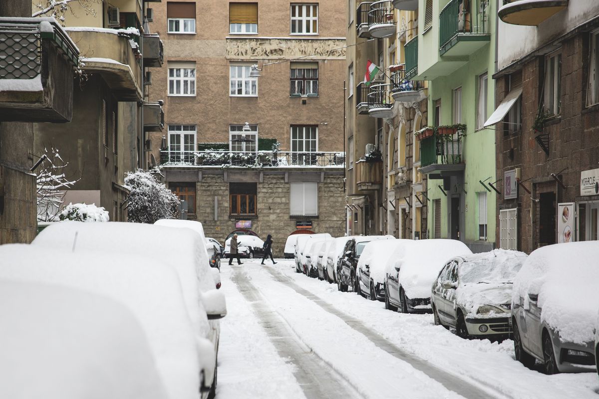 Pintér Sándor a hóhelyzetről: Nincs elzárt települése, az ellátási ...